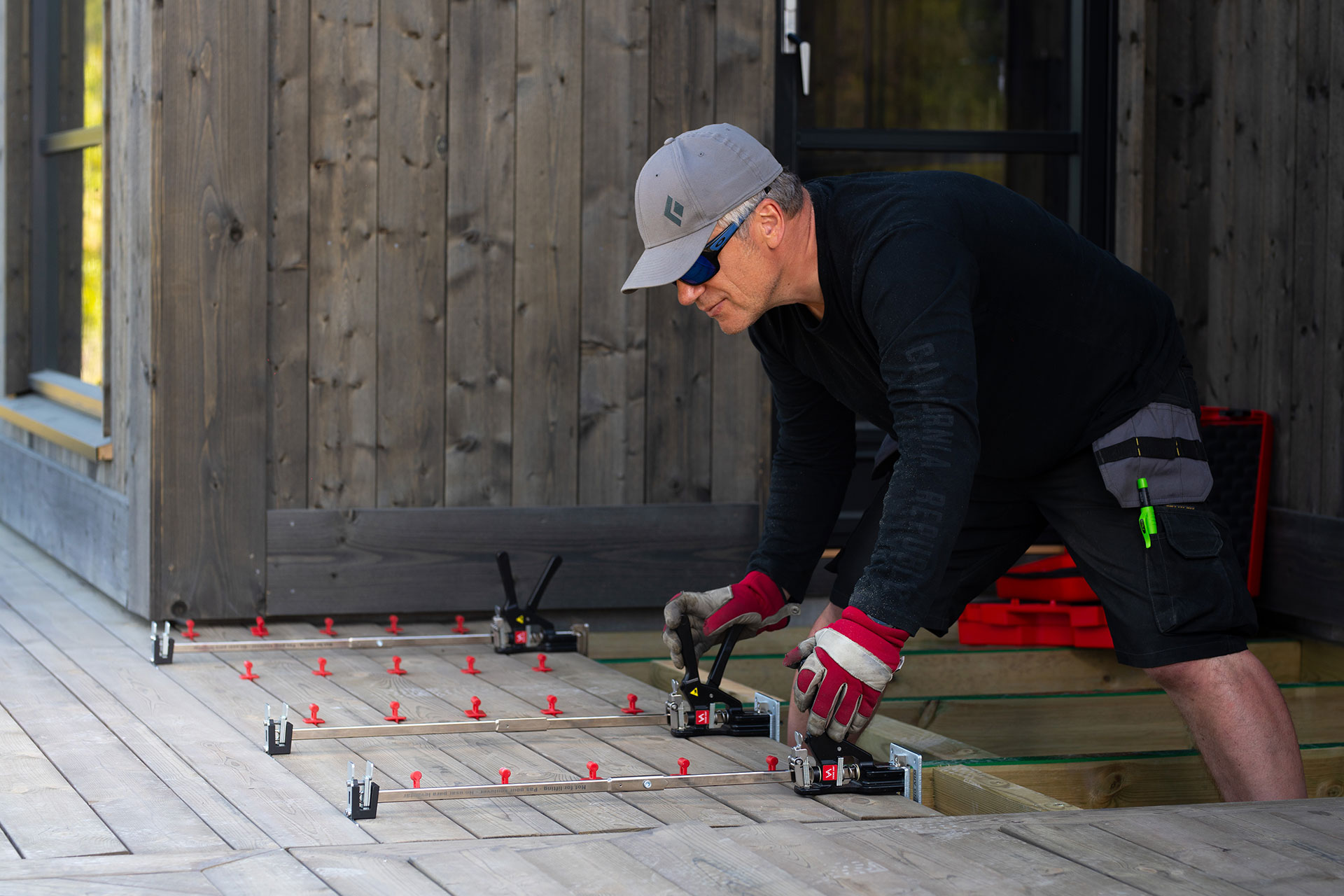 The hidden benefits of one-man operation tools - Viking Arm